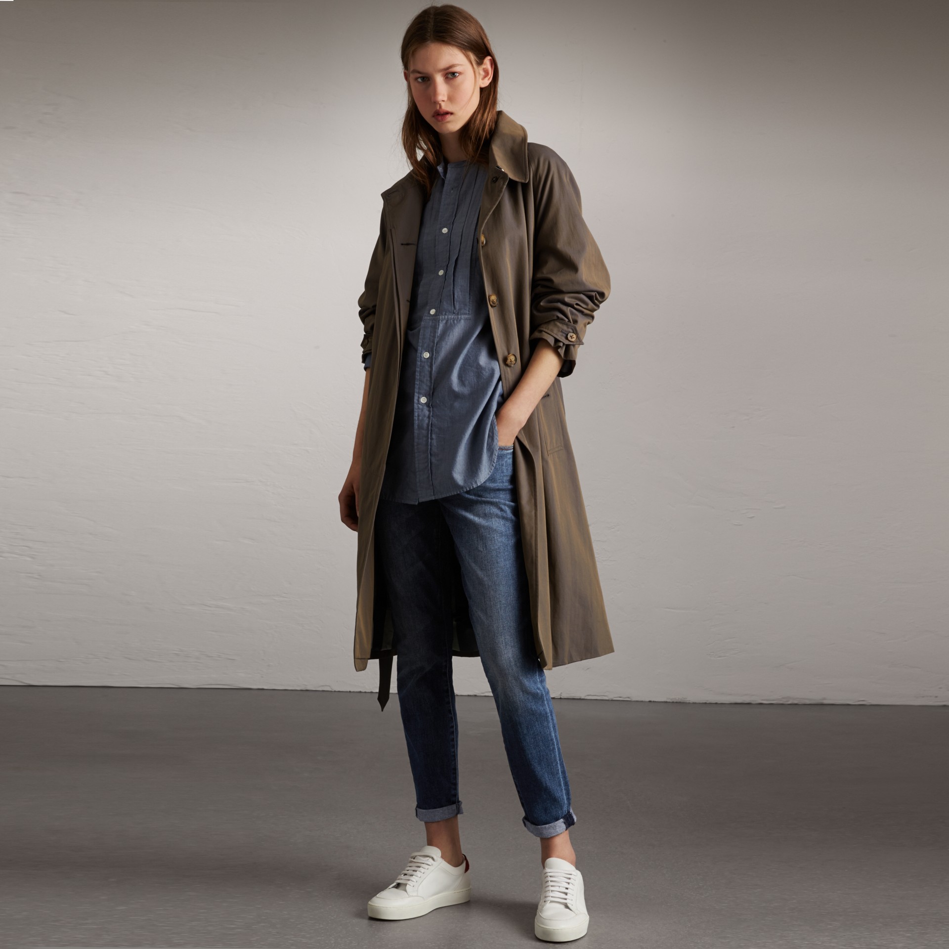 Relaxed Fit Mid Indigo Jeans Women Burberry United States