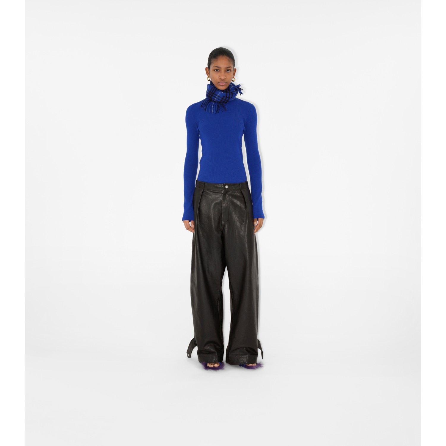 Narrow Check Cashmere Scarf in Knight | Burberry® Official