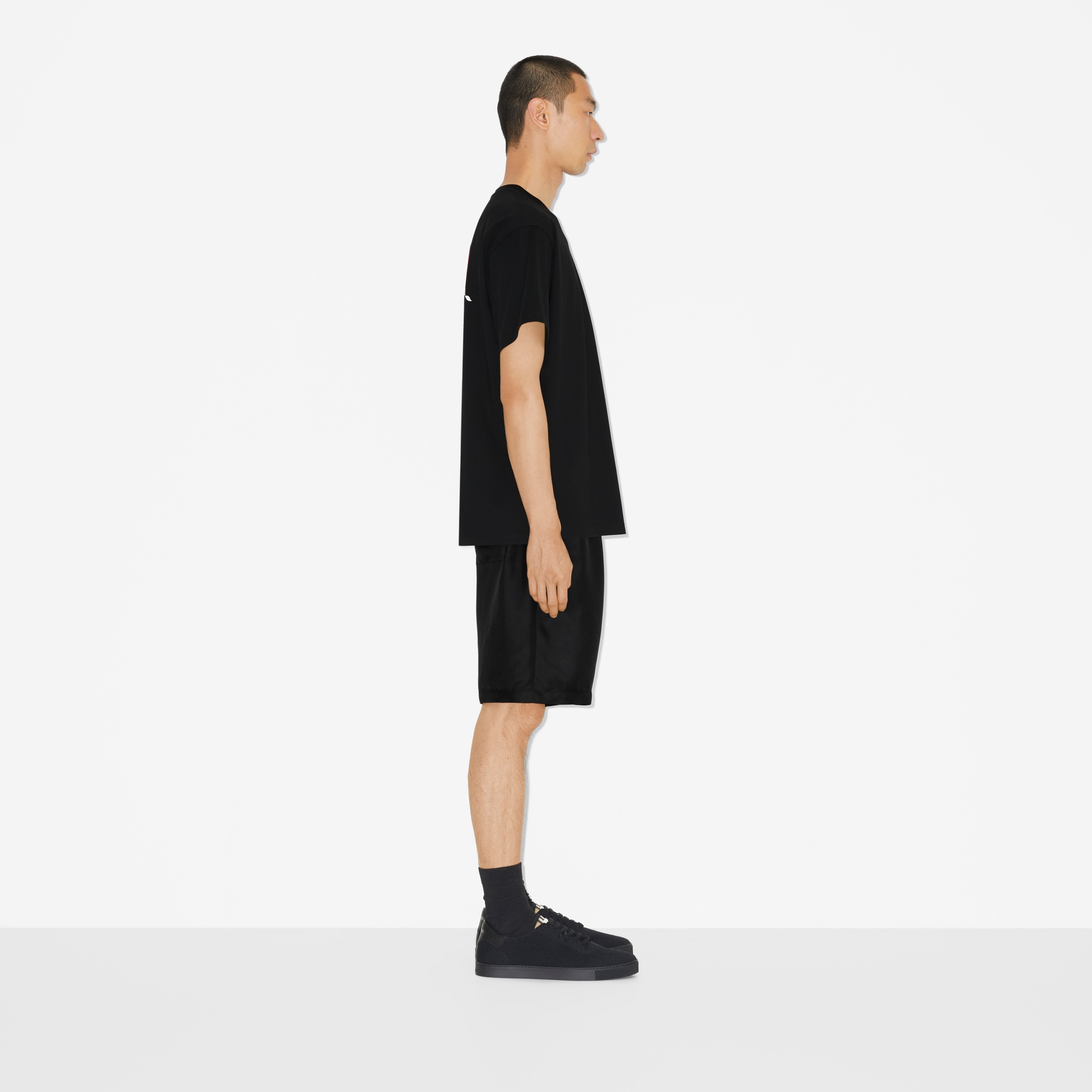 Heart Ekd Cotton T Shirt In Black Men Burberry® Official