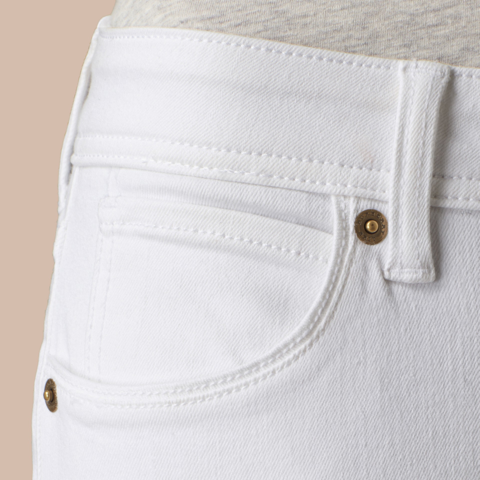 Skinny Fit Low Rise Cropped Jeans Burberry
