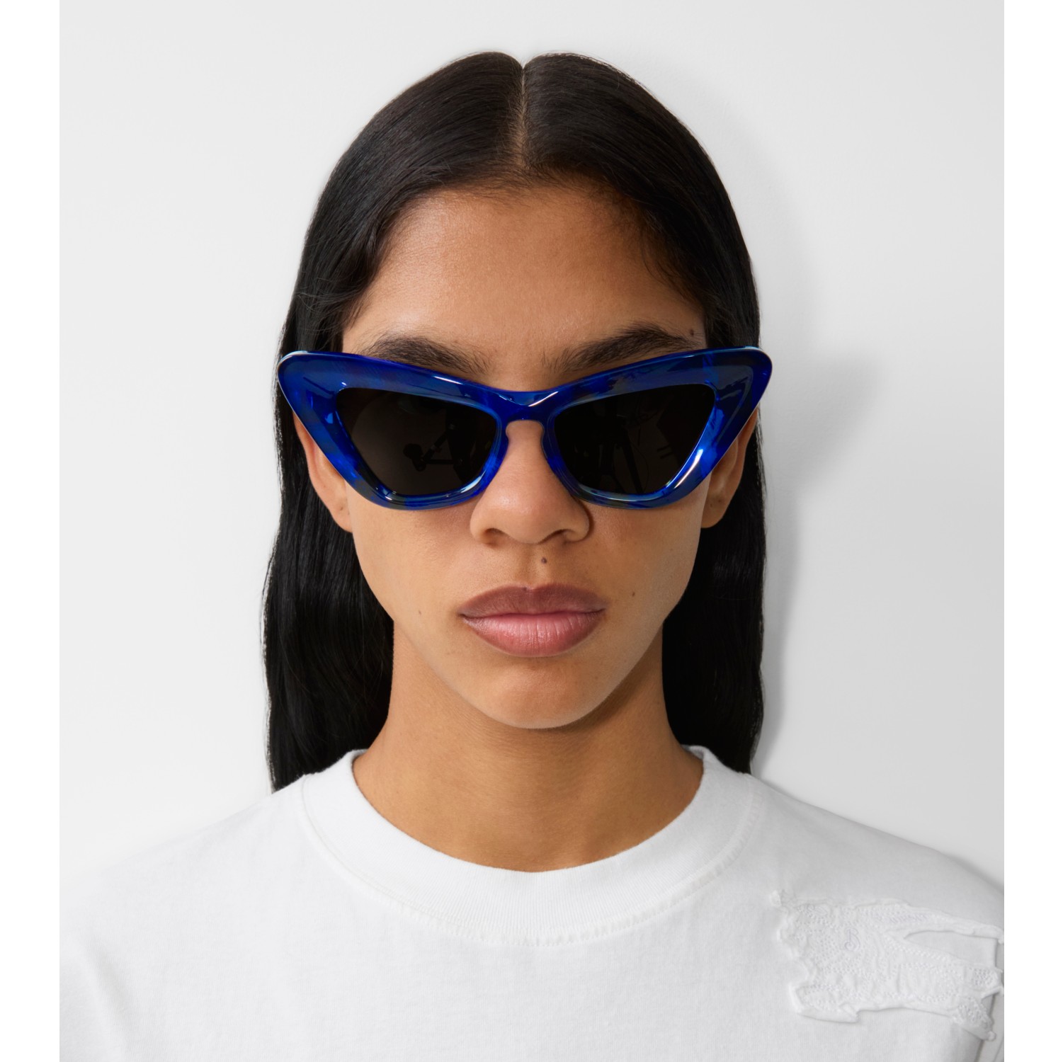 Rose Sunglasses in Navy blue - Women | Burberry® Official