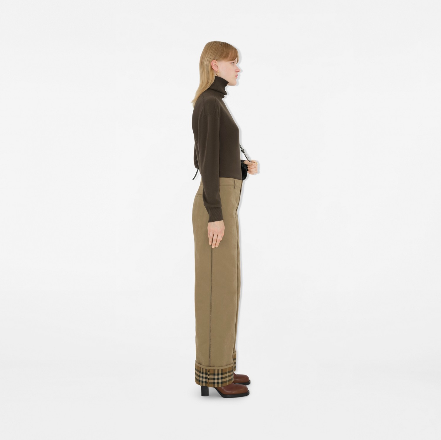 Pantalon en coton et nylon (Mountain) - Femme, Laine | Site officiel ... Pantalon en coton et nylon (Mountain) - Femme, Laine | Site officiel ...