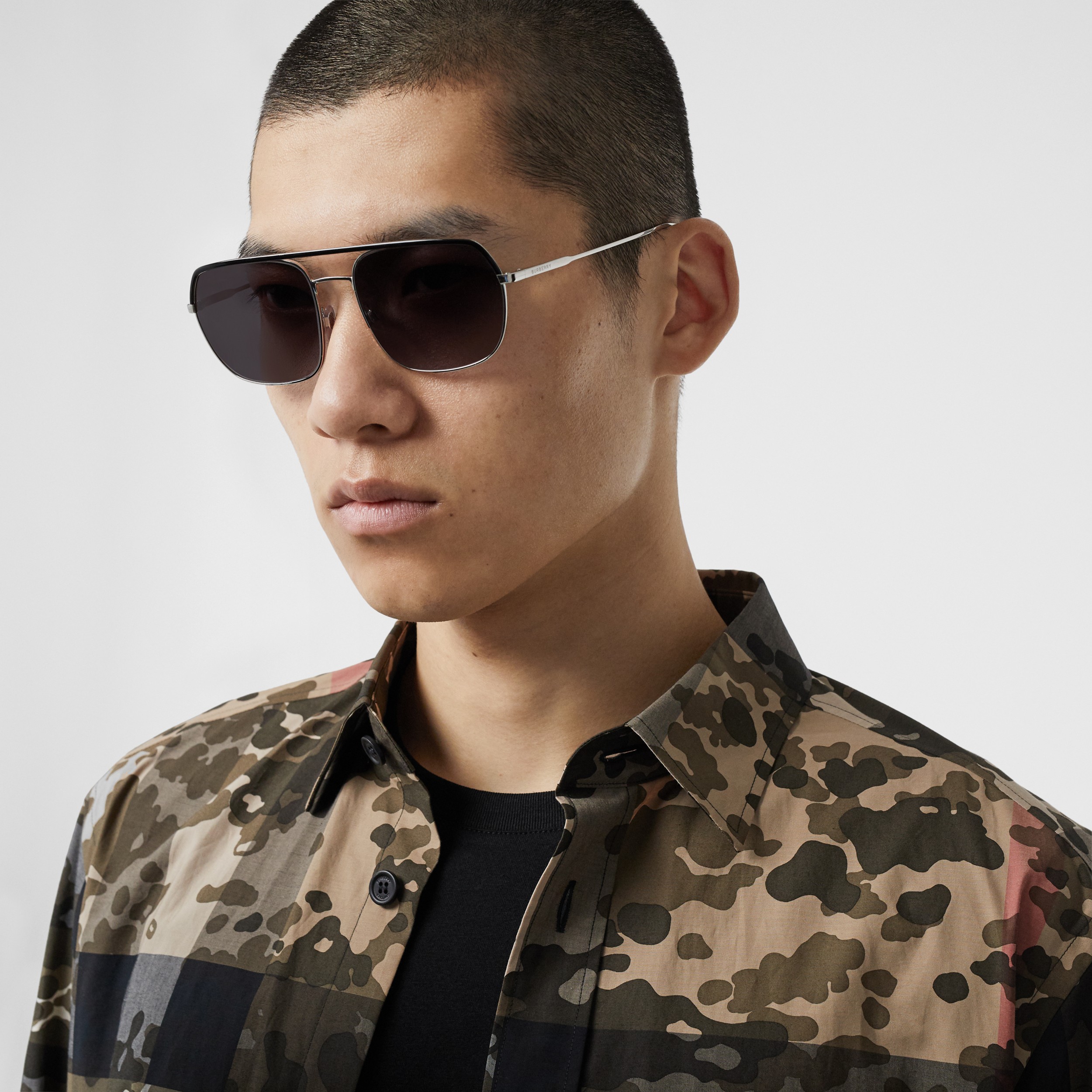 Square Pilot Sunglasses In Black Men Burberry United States