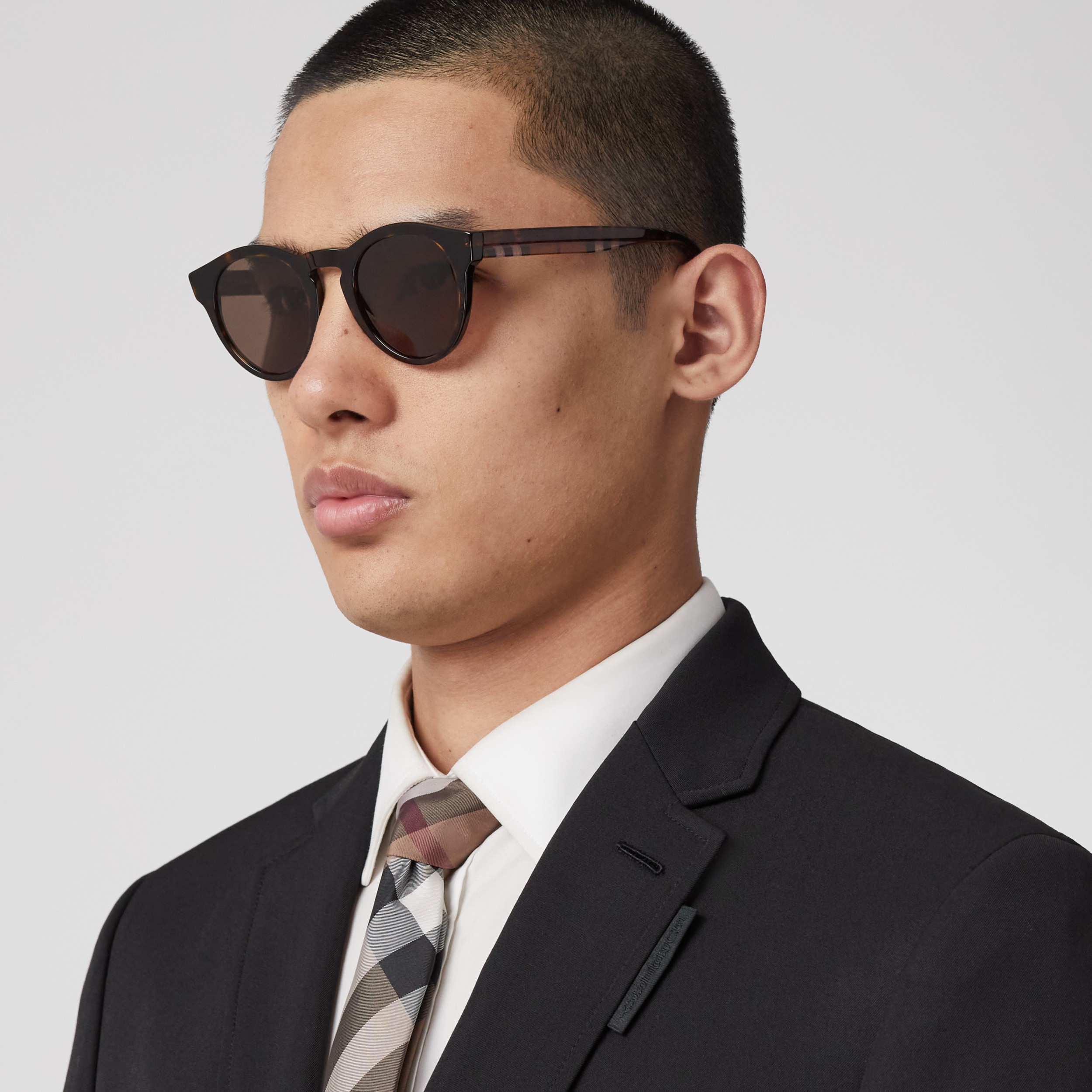 Round Frame Sunglasses In Dark Tortoiseshell Men Burberry® Official