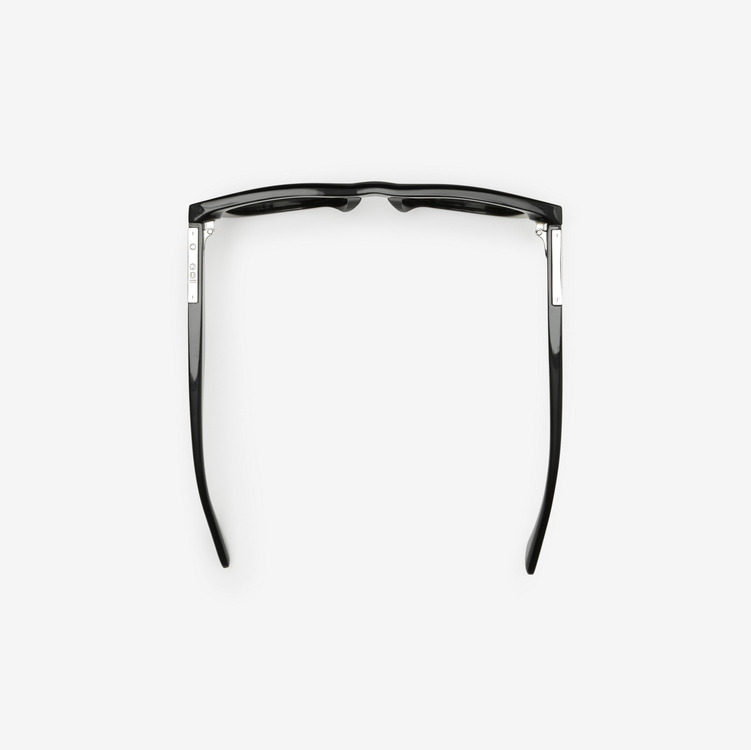 アーチ ファセット サングラス (ブラック) | Burberry®公式サイト アーチ ファセット サングラス (ブラック) | Burberry®公式サイト