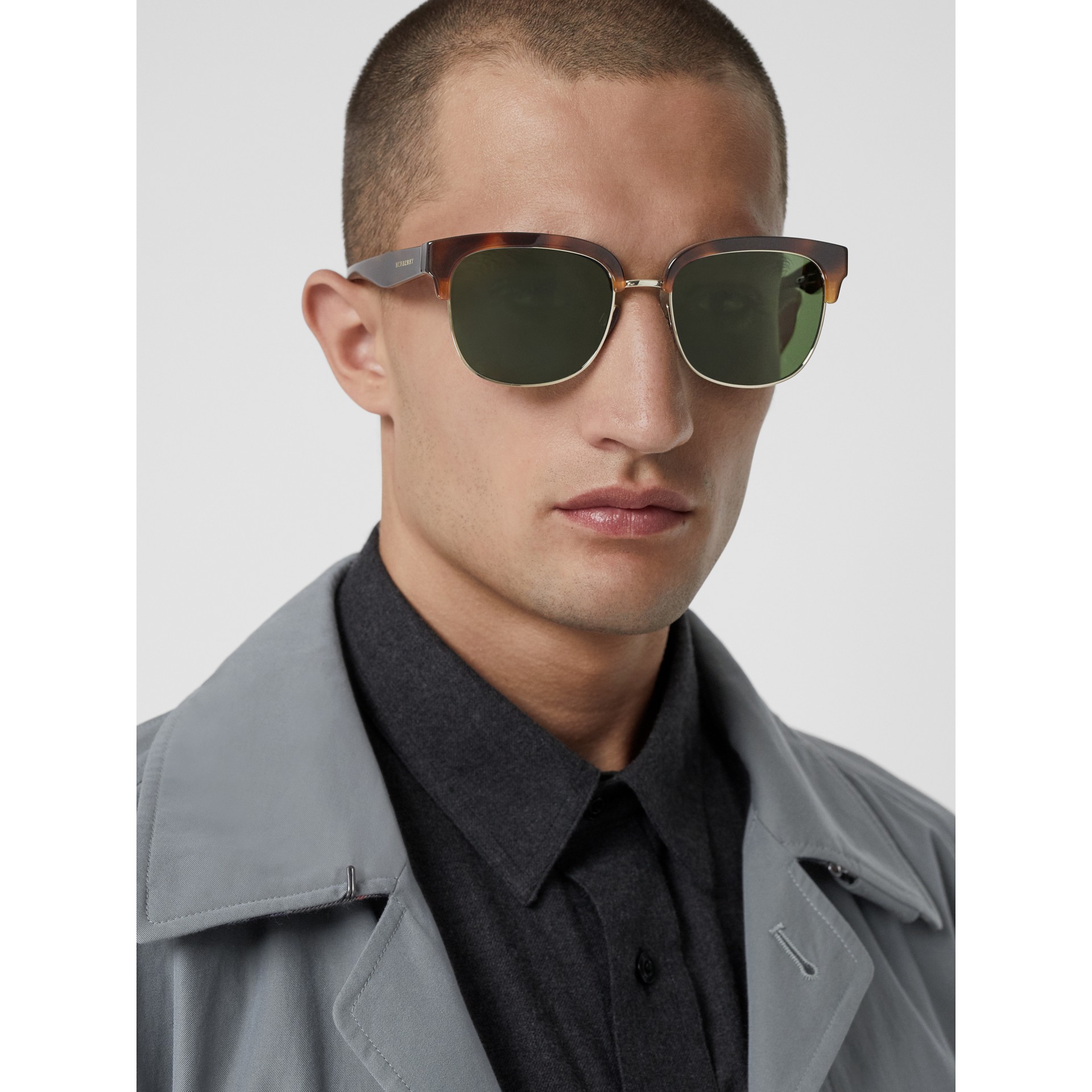 D Frame Sunglasses In Tortoise Shell Women Burberry United States