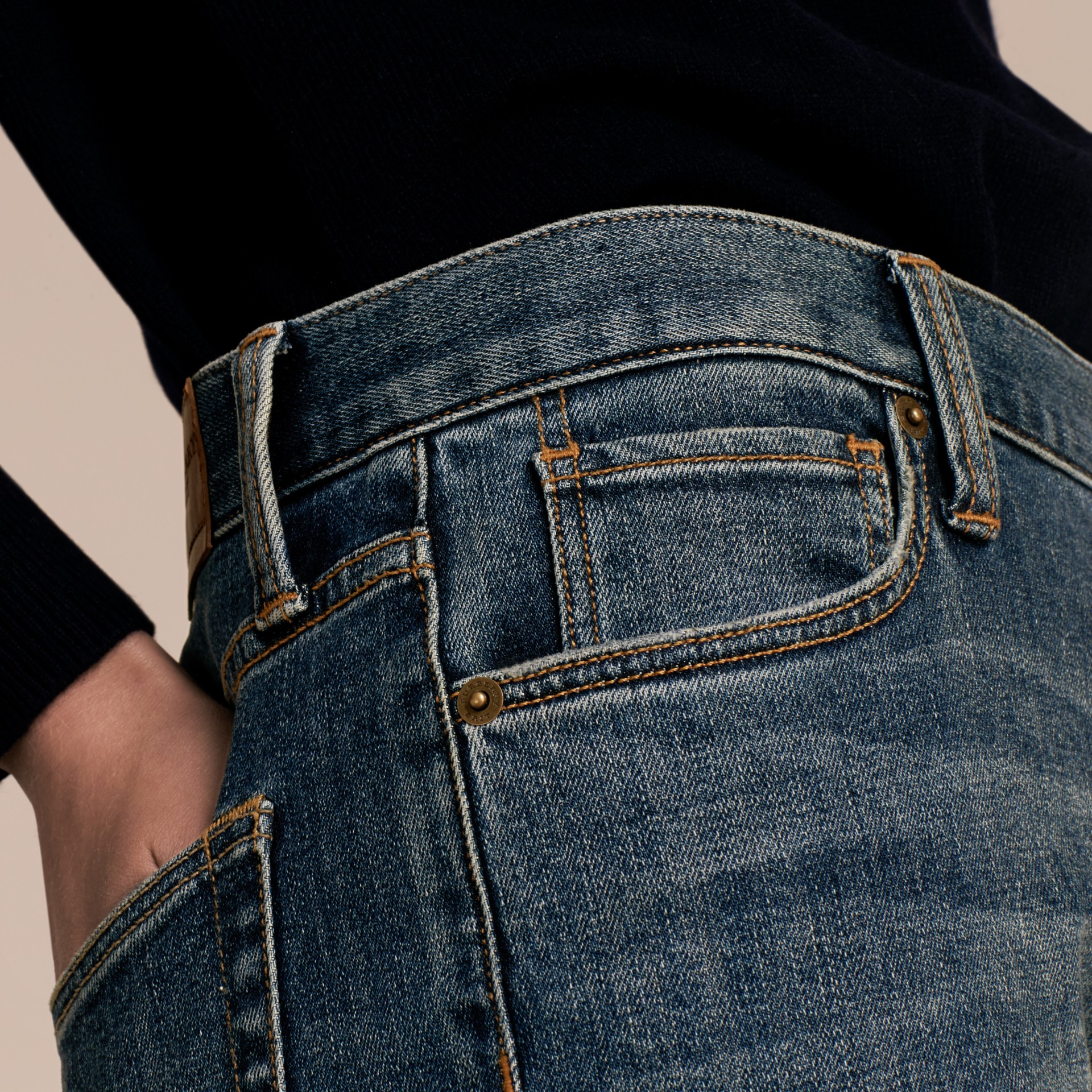 Relaxed Fit Mid Indigo Jeans Burberry