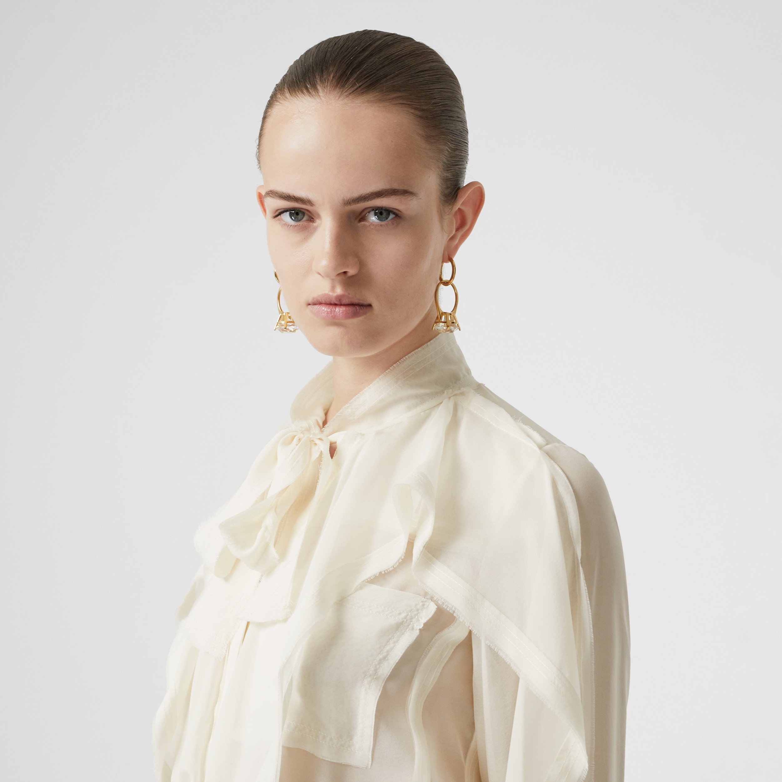 Ruffled Silk Chiffon Pussy Bow Blouse In Ivory Women Burberry