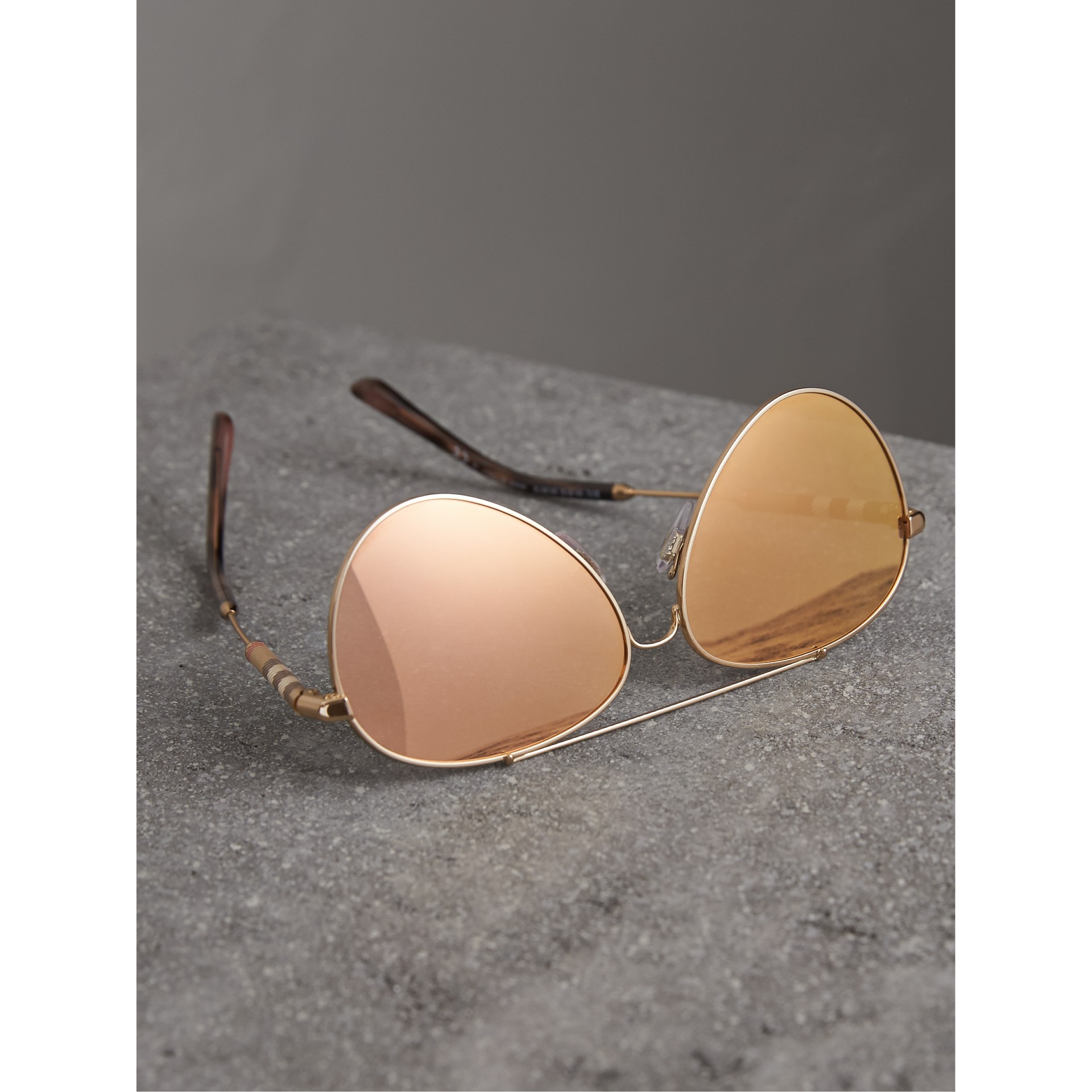 Check Detail Mirrored Pilot Sunglasses In Rose Gold Women Burberry